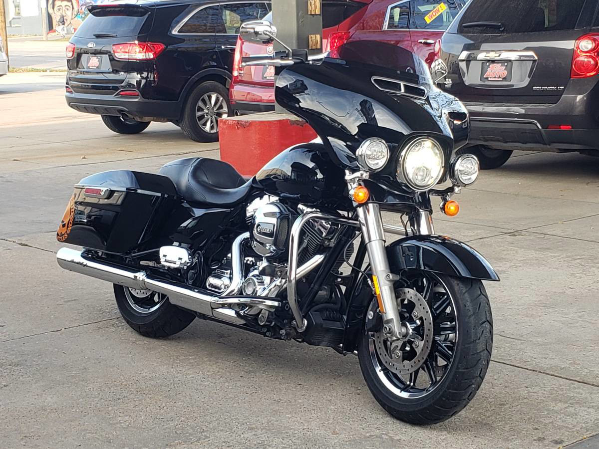 2014 Harley-Davidson® California Sidecar Harley Davidson® FLH ...