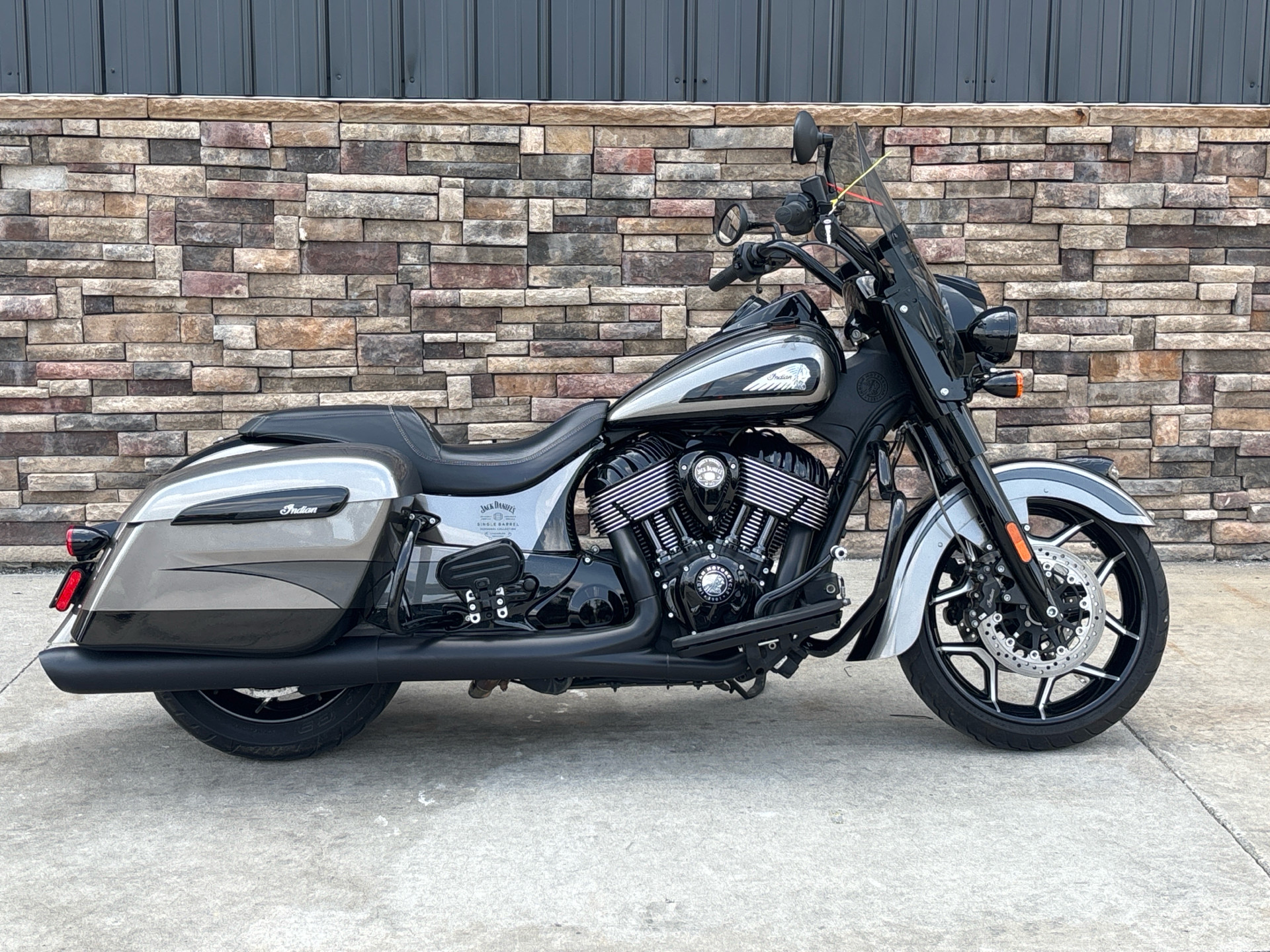 2020 Indian® Motorcycle Springfield Dark Horse Jack Daniel's Limited ...