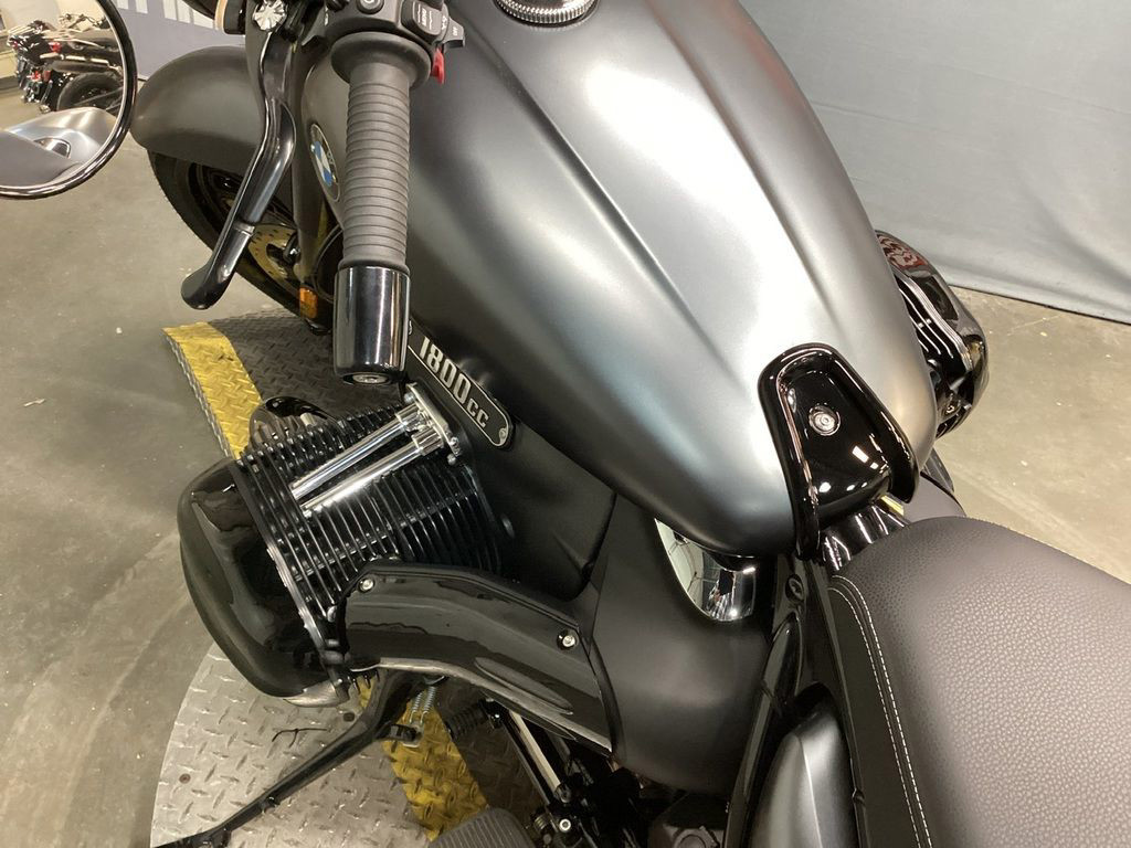 2024 BMW R 18 Octane for Sale in Big Bend, WI (Item 1307213)