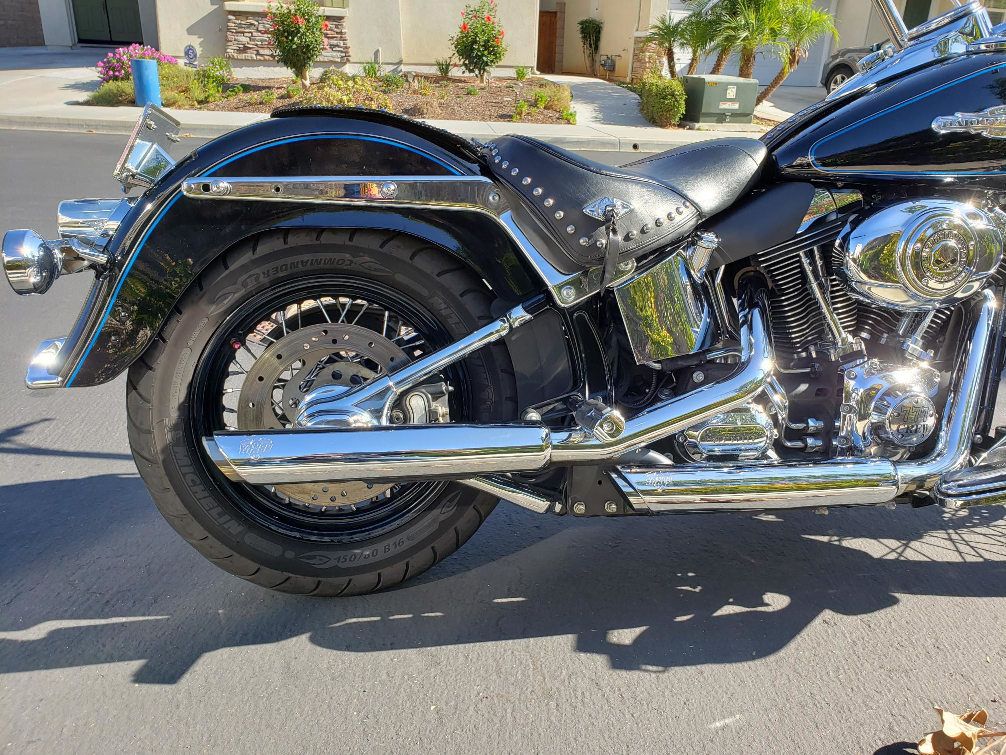 2014 Harley-Davidson® FLSTC Heritage Softail® Classic Shrine Special ...